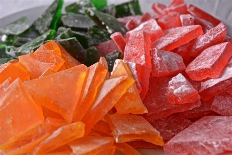 How to Make Stained Glass Candy - Easy Recipe